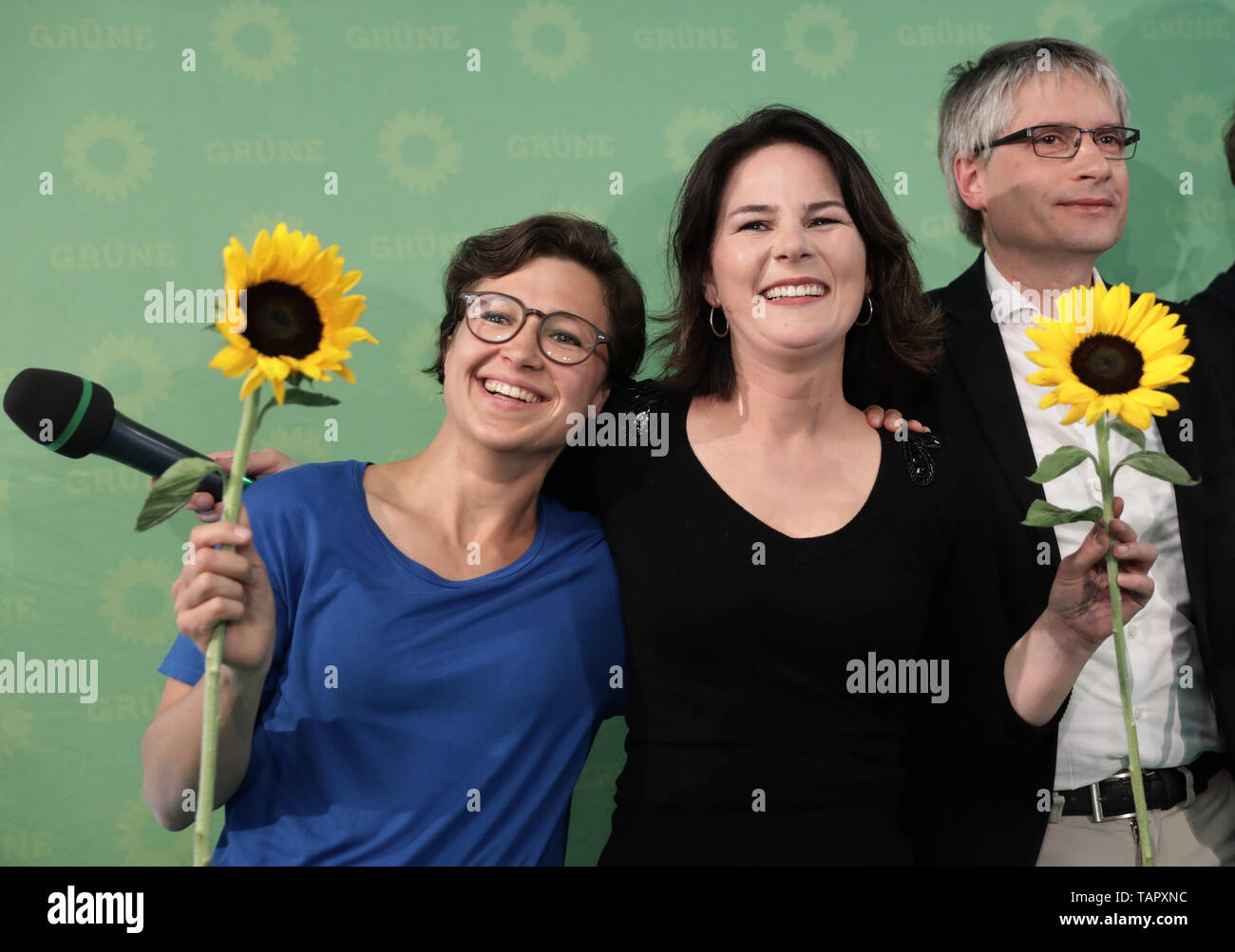Berlin, Germany. 26th May, 2019. Hannah Neumann (l-r), European ...