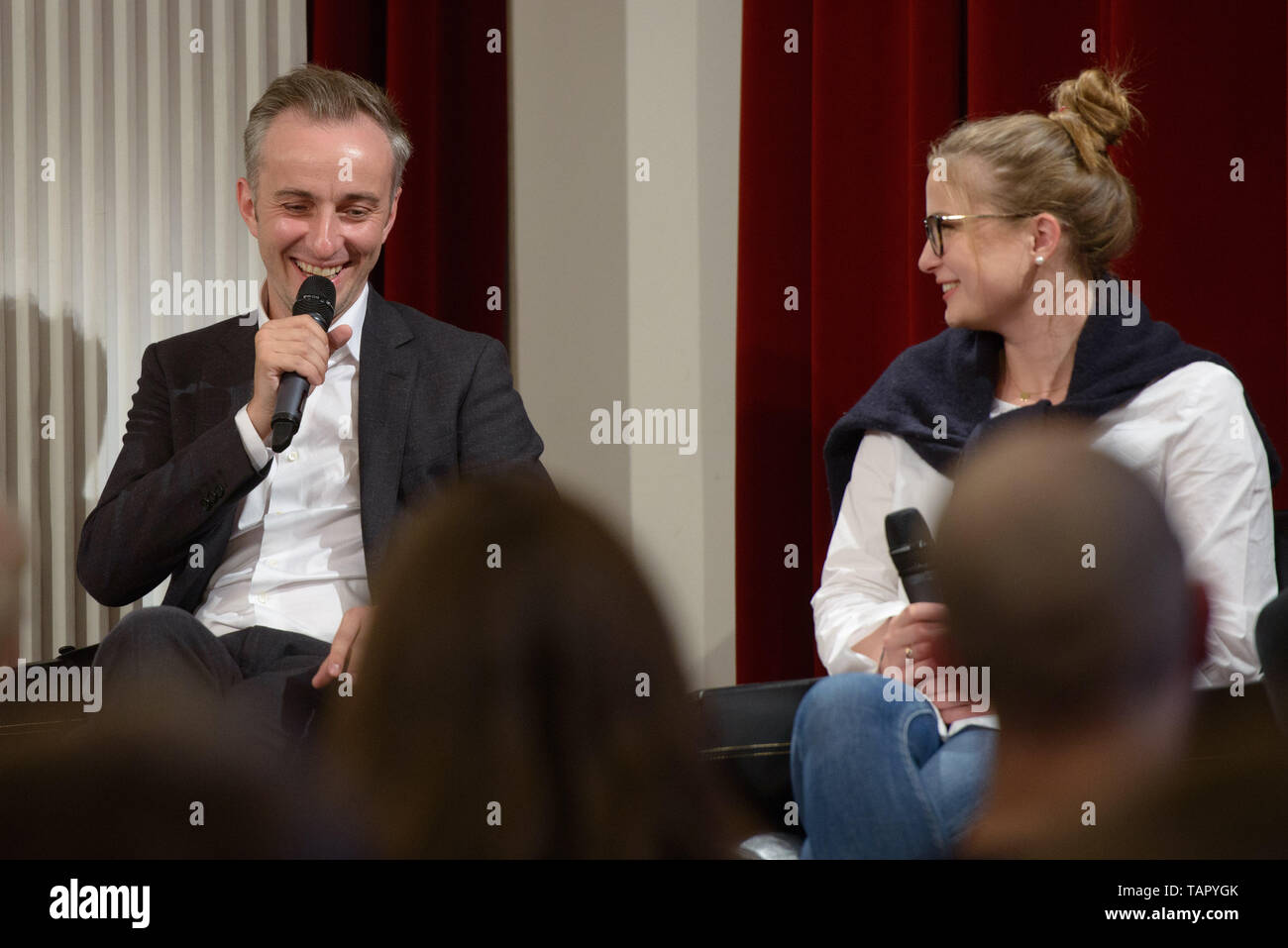 During round table discussion hi-res stock photography and images - Alamy