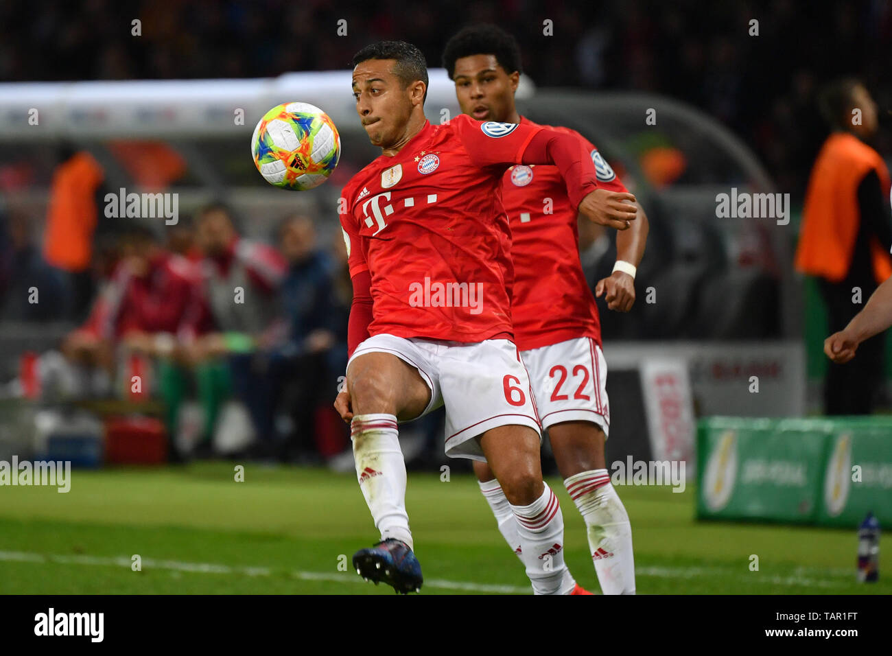 Cup final hi hi-res stock photography and images - Alamy