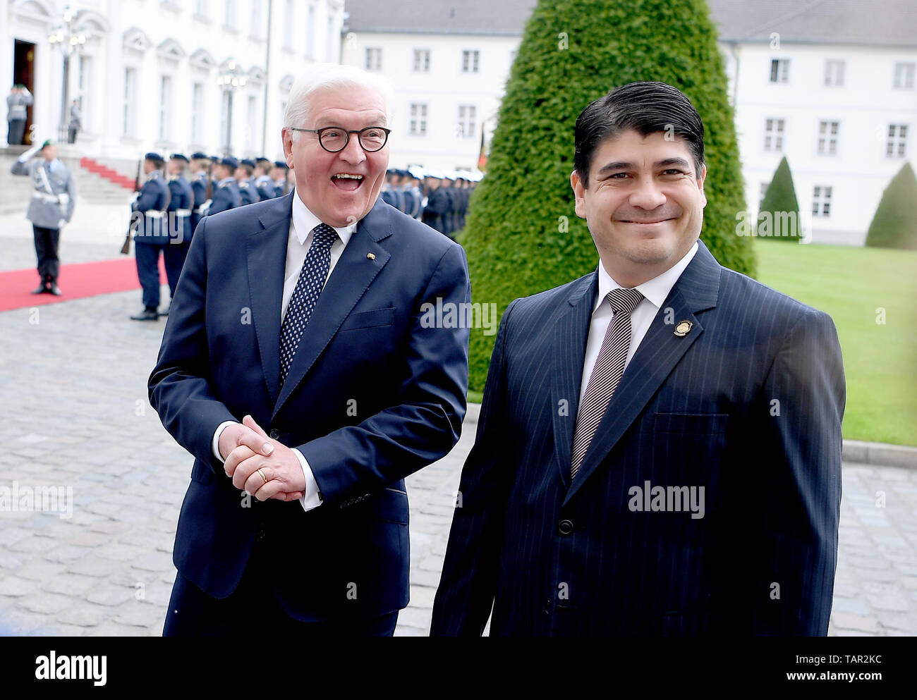 Berlin, Germany. 27th May, 2019. President Frank-Walter Steinmeier (l ...