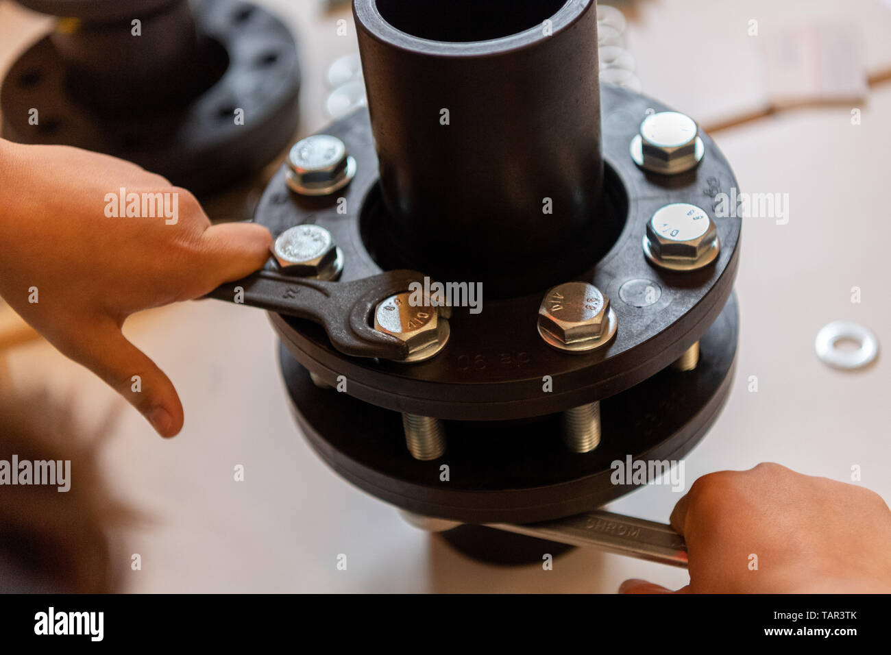 Ten screws hi-res stock photography and images - Alamy