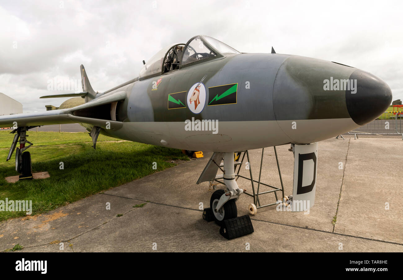 Hawker hunter cockpit hi-res stock photography and images - Alamy