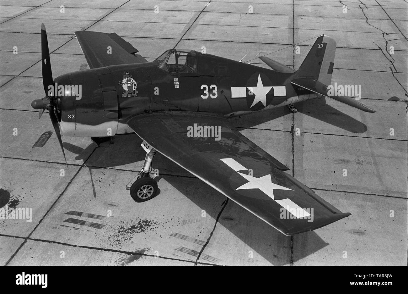 Carrier airplane hellcat f6f Black and White Stock Photos & Images - Alamy