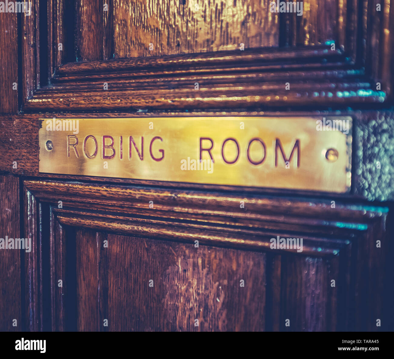 Retro Sign For The Robing Room At A University, Parliament Or Court In ...