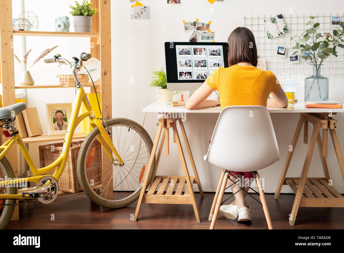 Submitter hi-res stock photography and images - Alamy