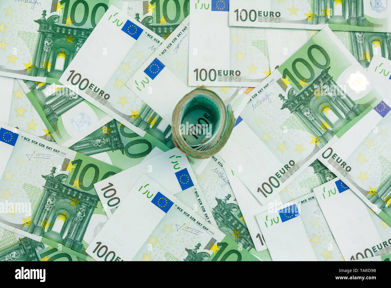 100 euro roll hi-res stock photography and images - Alamy