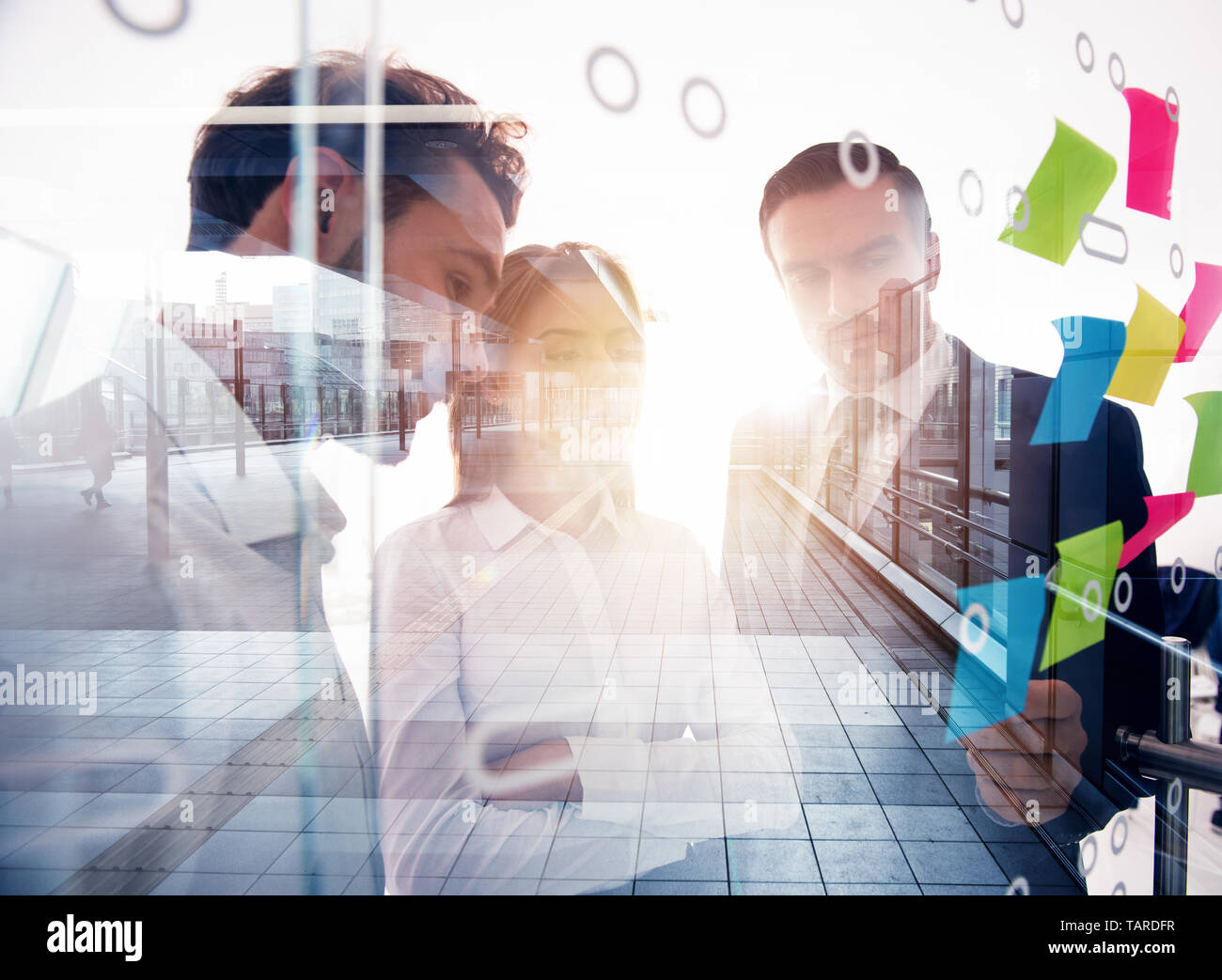 Happy post it note hi-res stock photography and images - Alamy