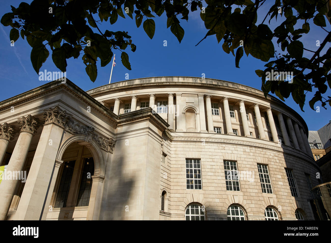 Landmark round building Manchester Central Library Stock Photo - Alamy