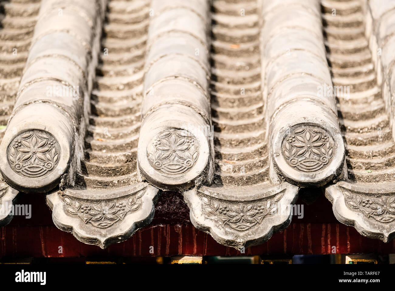 Chinese Tiles High Resolution Stock Photography and Images - Alamy