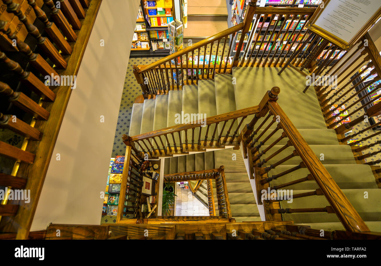5 24 19 The oldest Bookshop In London Which Opened In 1797 London 5-24-19-the-oldest-bookshop-in-london-which-opened-in-1797-london