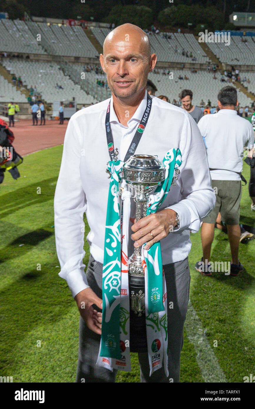 Holland vs portugal hi-res stock photography and images - Alamy