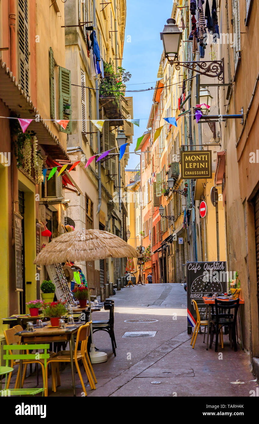 Nice storefront hi-res stock photography and images - Alamy