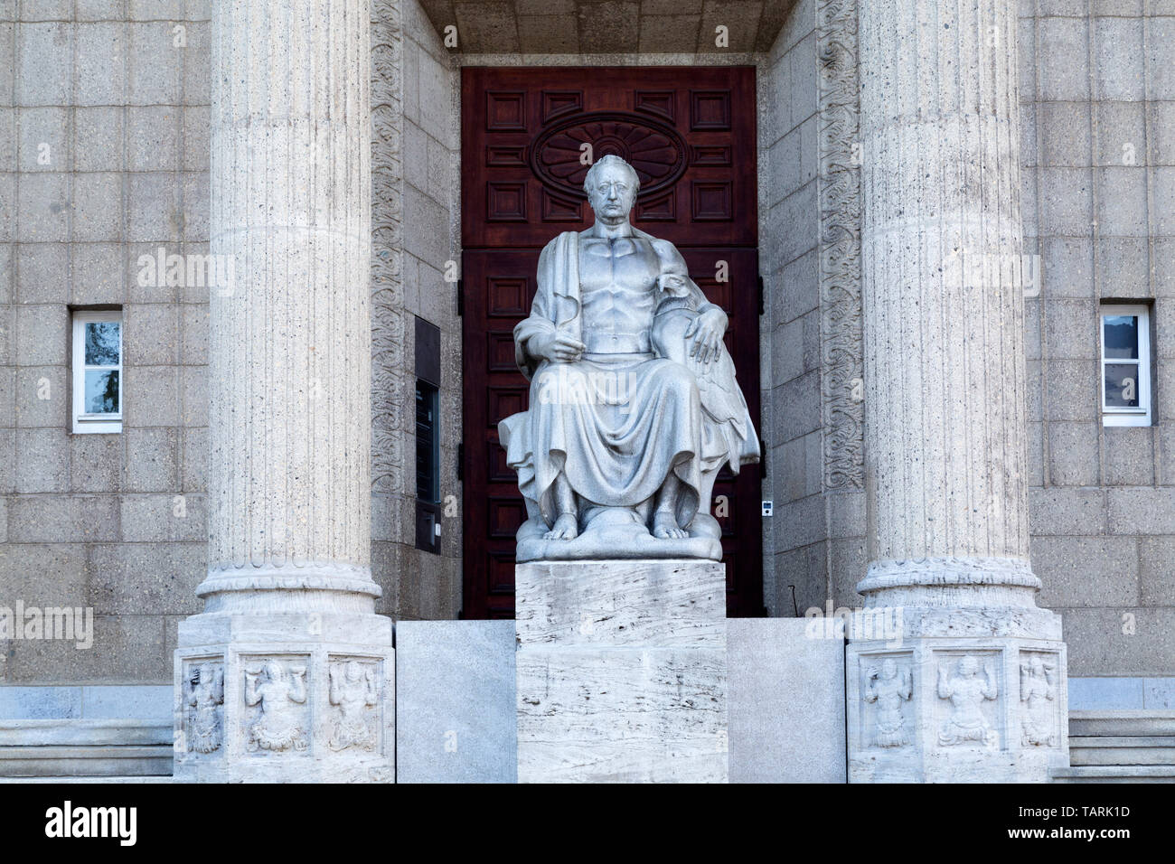Goethe figure goethe sculpture hi-res stock photography and images - Alamy