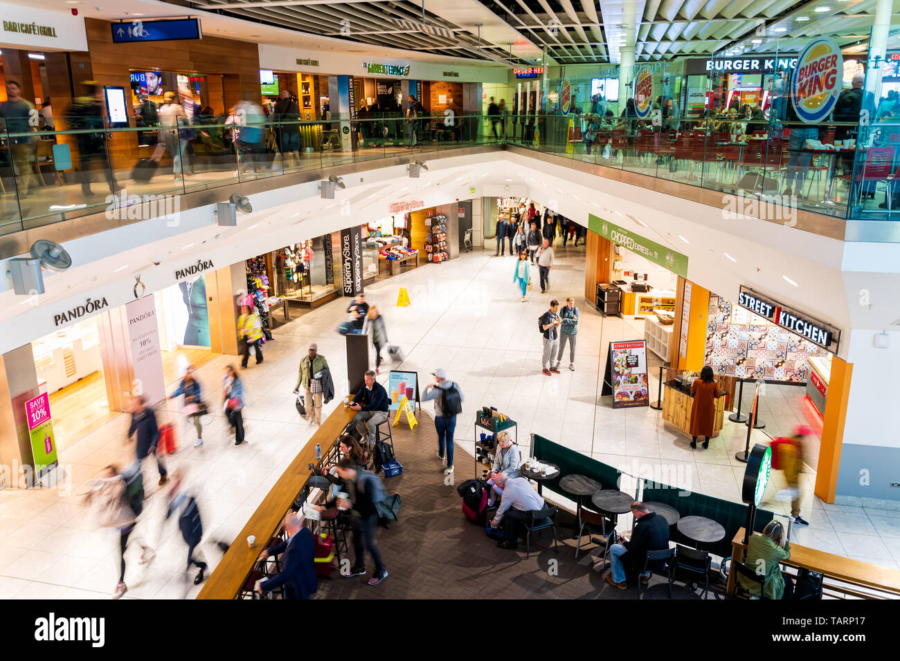 Dublin airport terminal 1 hi-res stock photography and images - Alamy