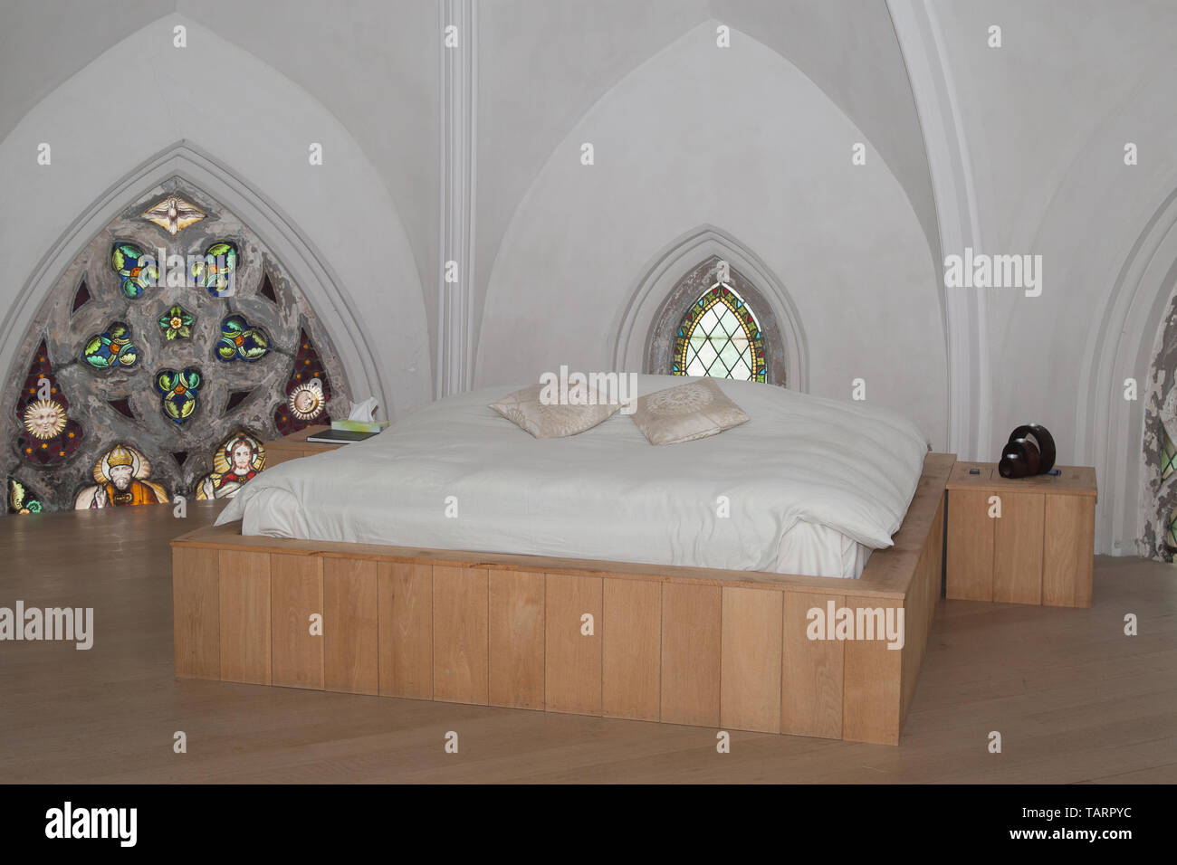 Chapel dome rest hi-res stock photography and images - Alamy