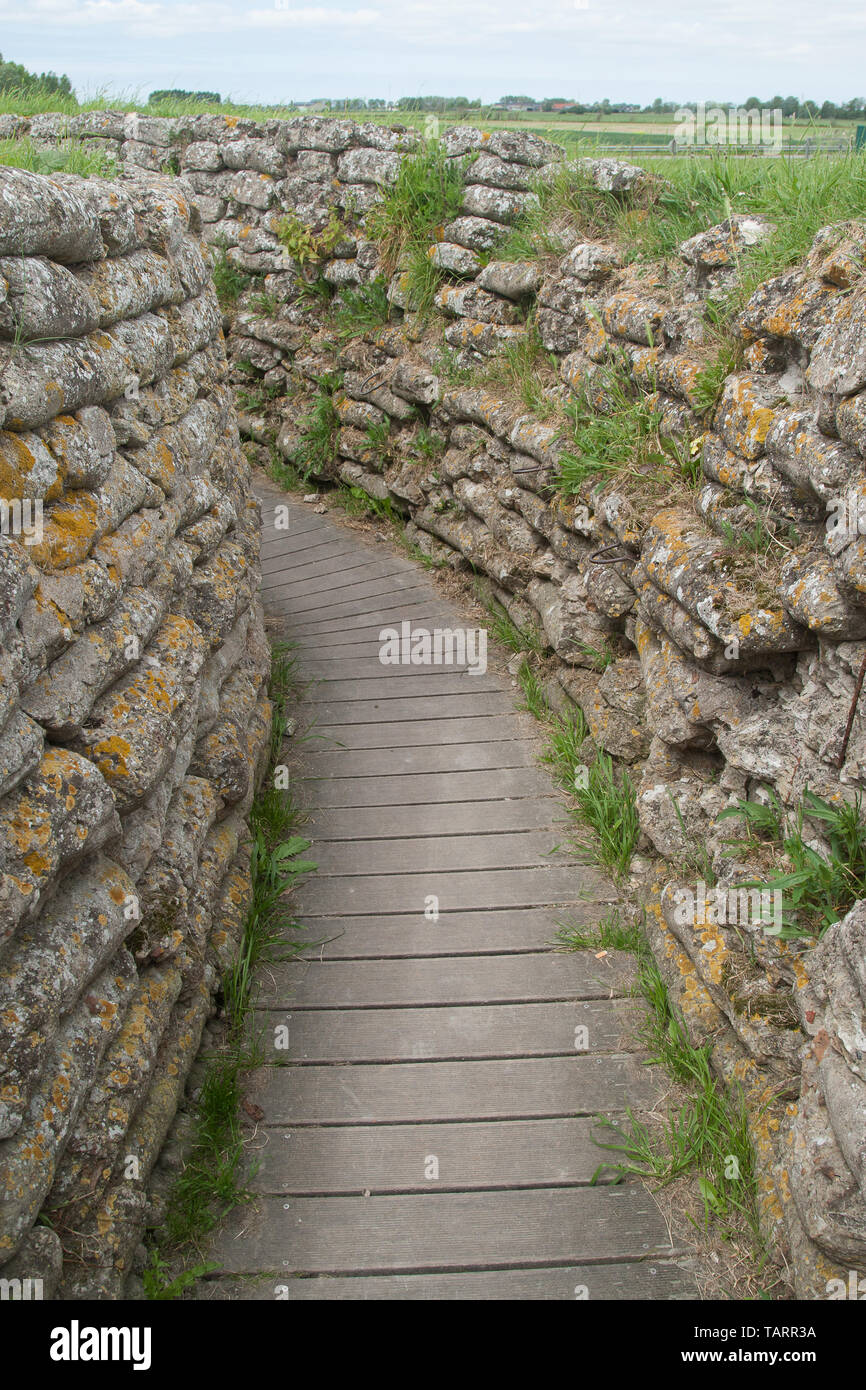 Ww1 trenches trench warfare over the top hi-res stock photography and ...