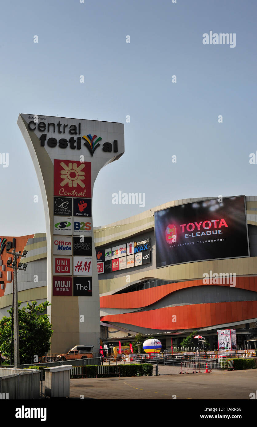 Central Festival Mall Chiang Mai Thailand Stock Photo - Alamy