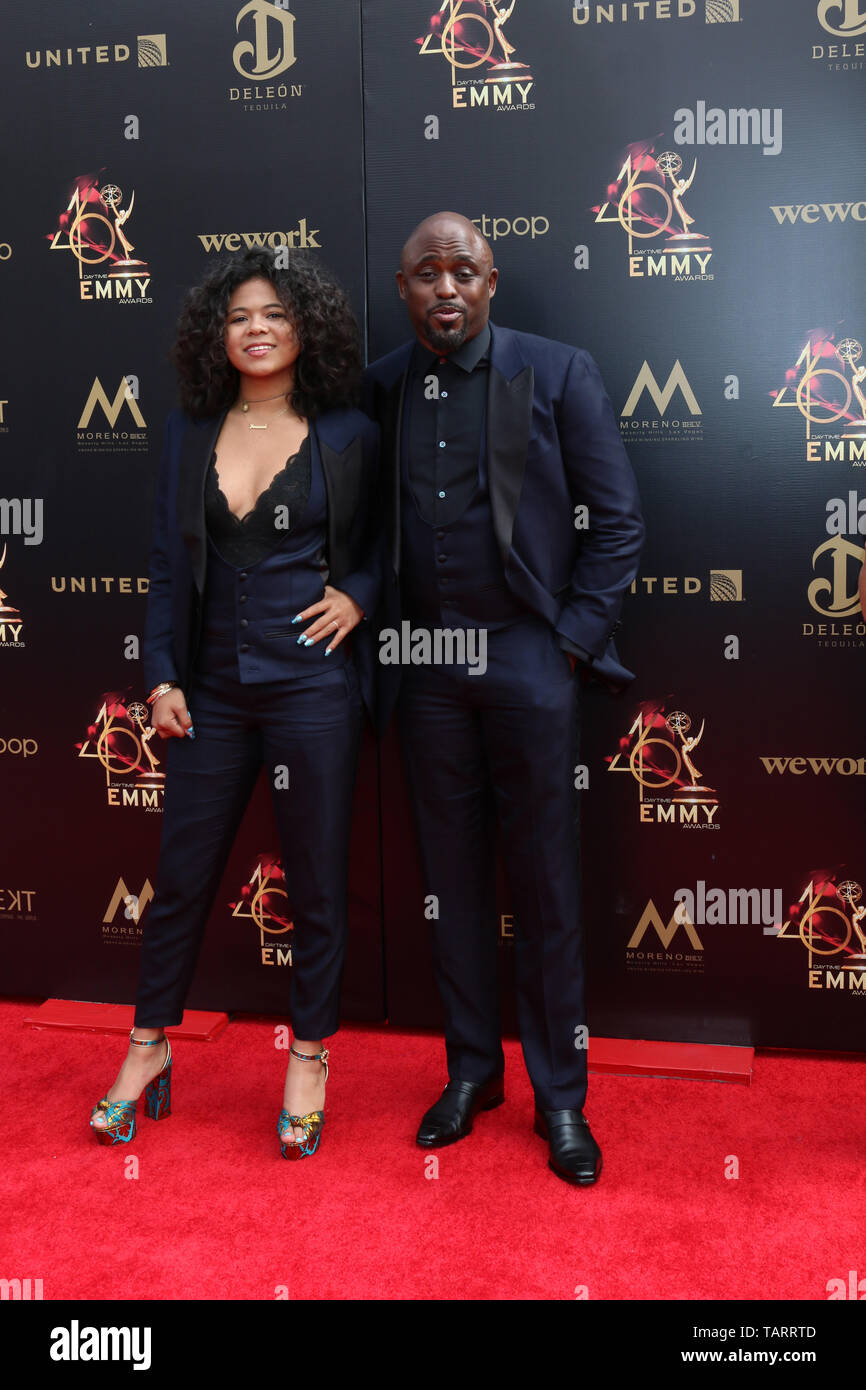 Wayne brady maile hi-res stock photography and images - Alamy