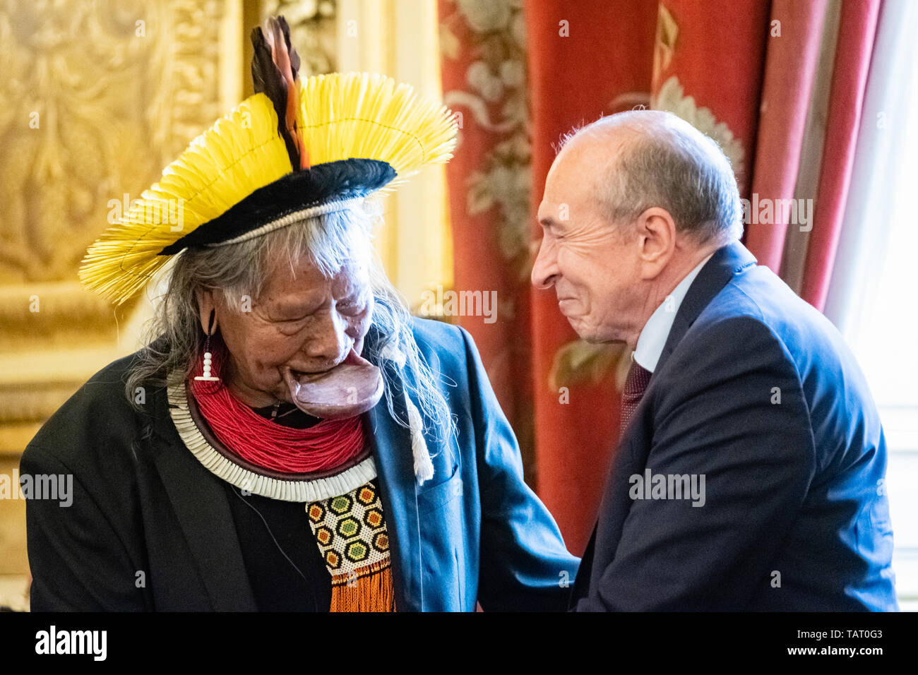 The Mayor of Lyon Gérard Collomb congratulates Cacique RAONI Stock ...