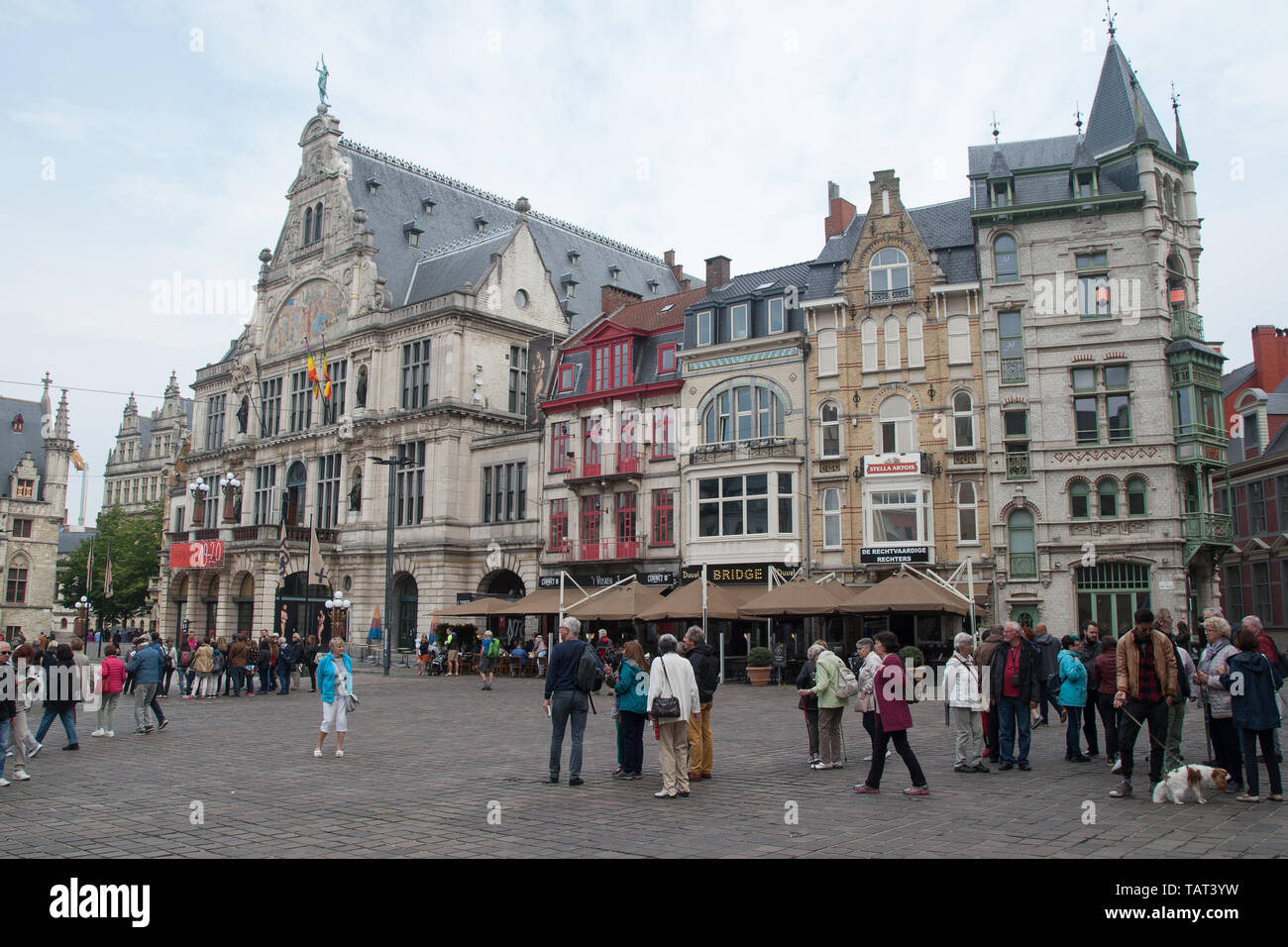 Theatre gent hi-res stock photography and images - Alamy