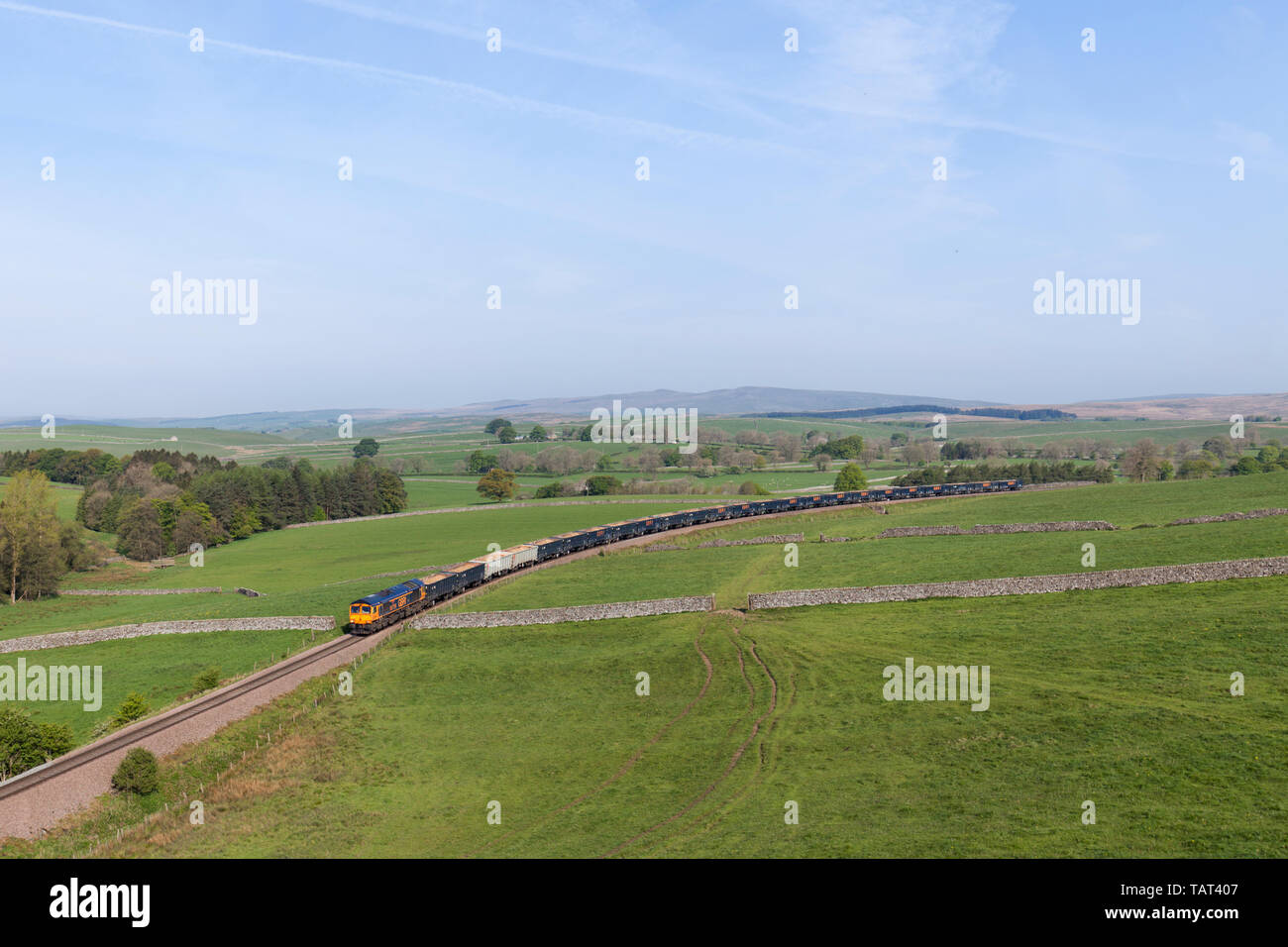 GB Railfreight class 66 locomotive 66759 hauling a train on the scenic ...