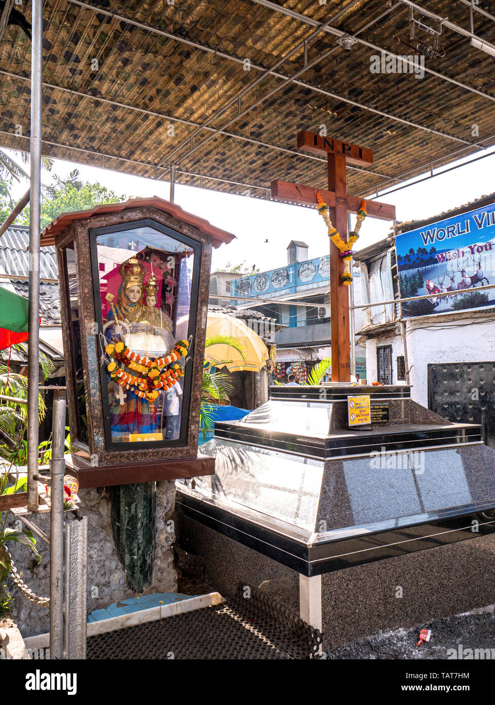 Mawli hi-res stock photography and images - Alamy