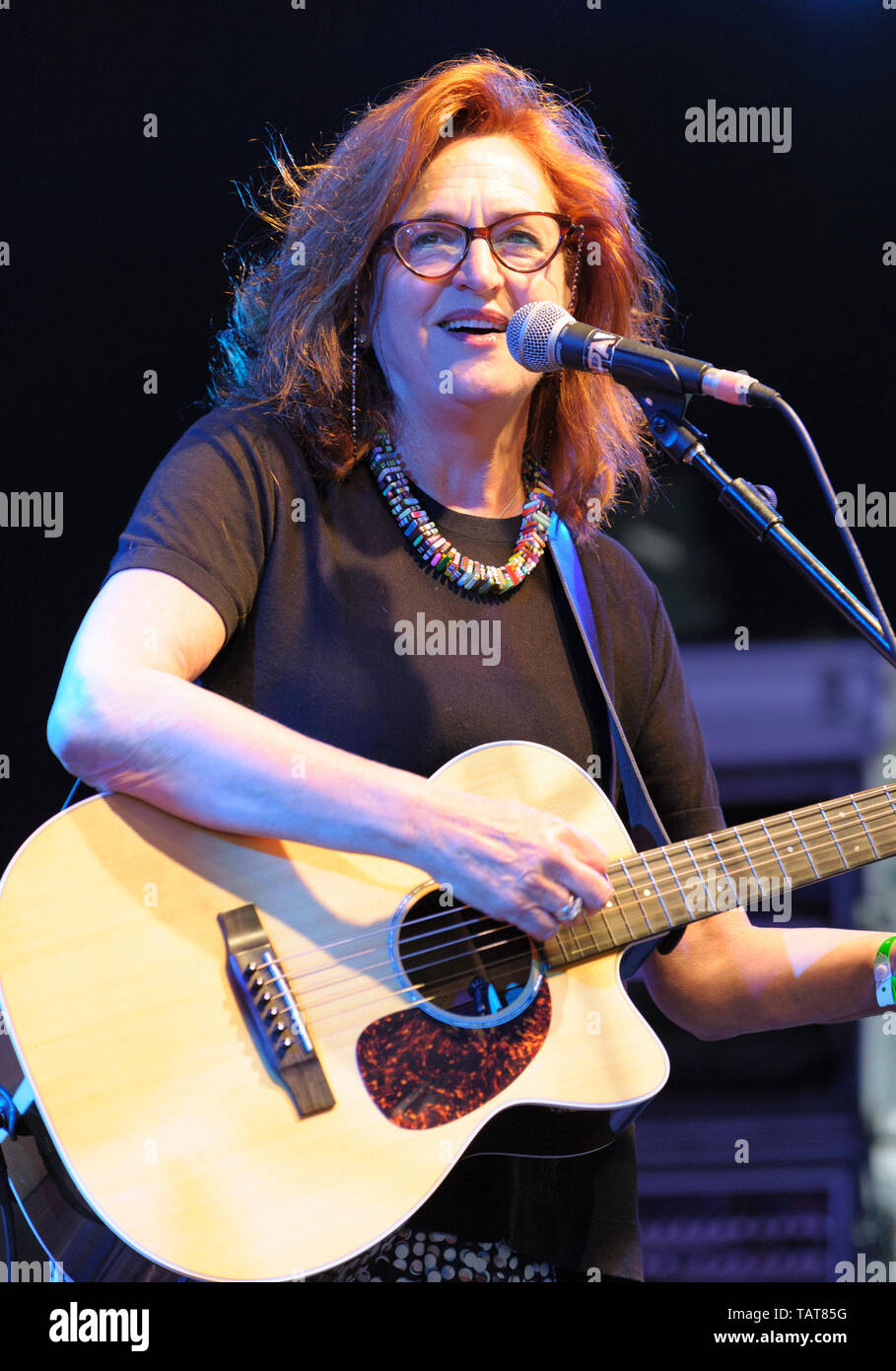 Barbara dickson hi-res stock photography and images - Alamy