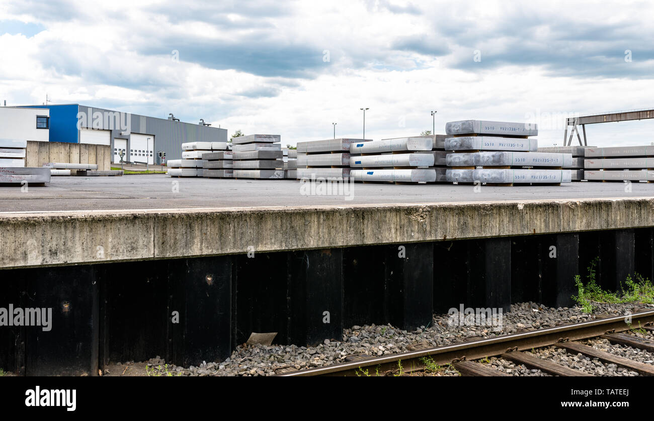 Aluminum plate stack hi-res stock photography and images - Alamy