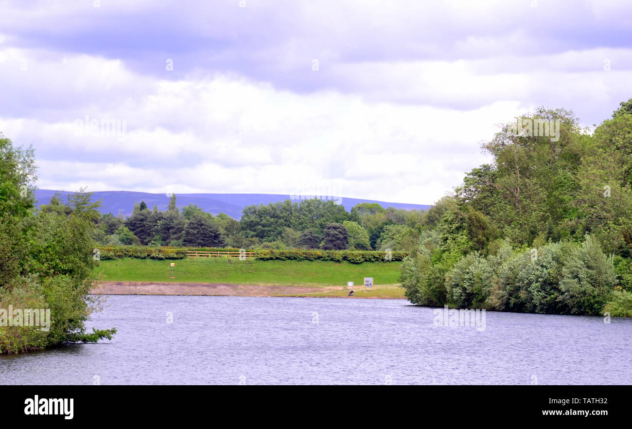 Debdale Reservoir, Gorton, Manchester, uk, with the Pennine hills in ...