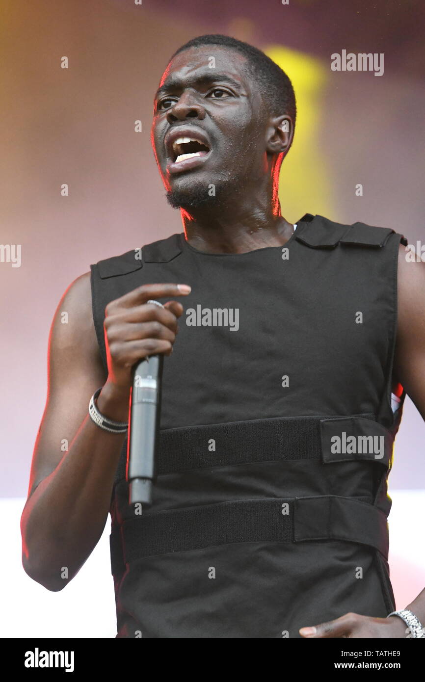 Rapper, songwriter and model, Khadimou Rassoul Cheikh Fall, known ...