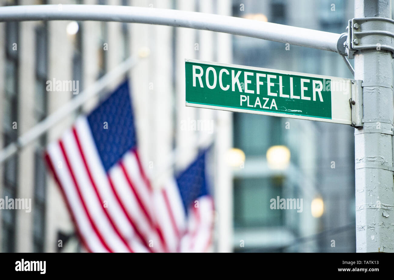 Rockefeller plaza sign hi-res stock photography and images - Alamy