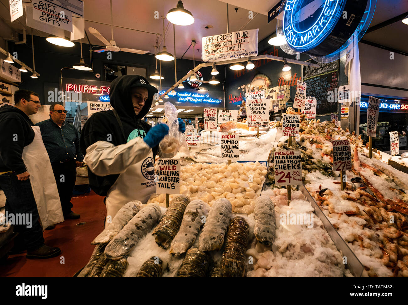 Fresh seafood at Pikes Place Fish Market, Seattle, Washington Stock ...