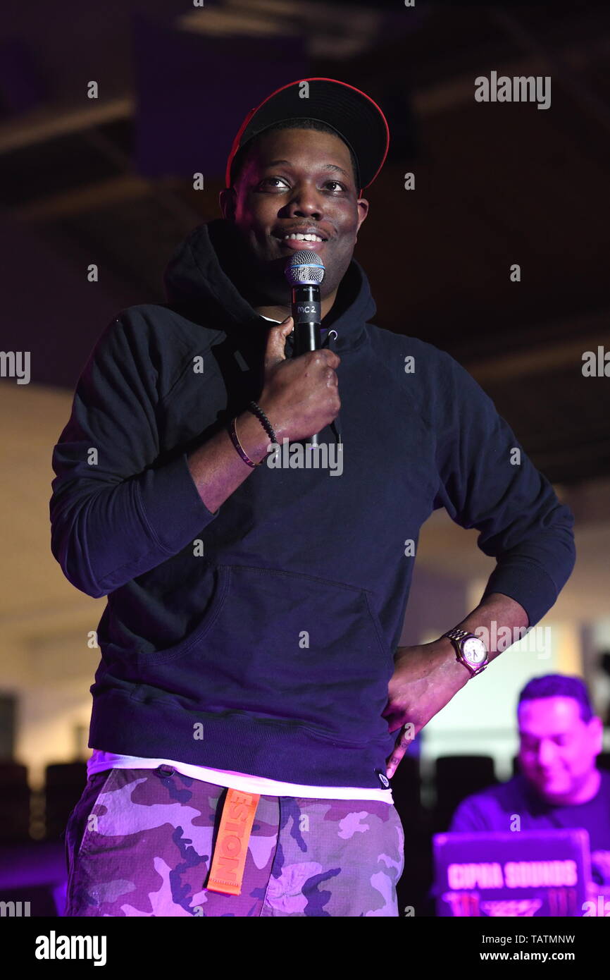 Michael che comic hi-res stock photography and images - Alamy