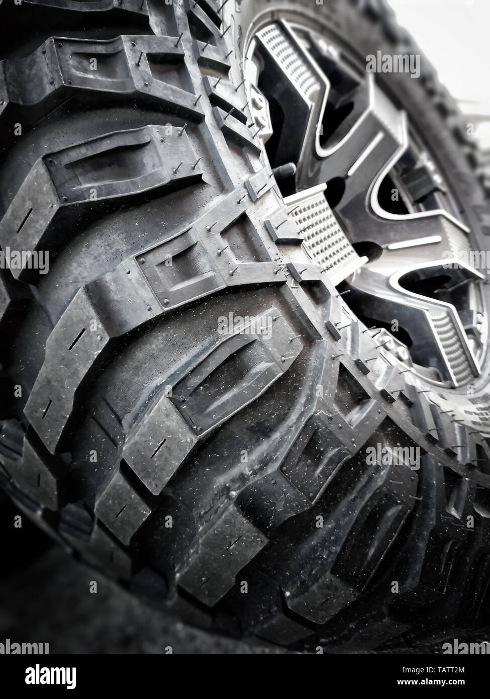 Wheel of offroad car. 4X4 tire Stock Photo - Alamy