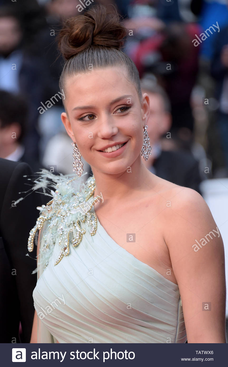 Adèle Exarchopoulos Stock Photos & Adèle Exarchopoulos Stock Images - Alamy