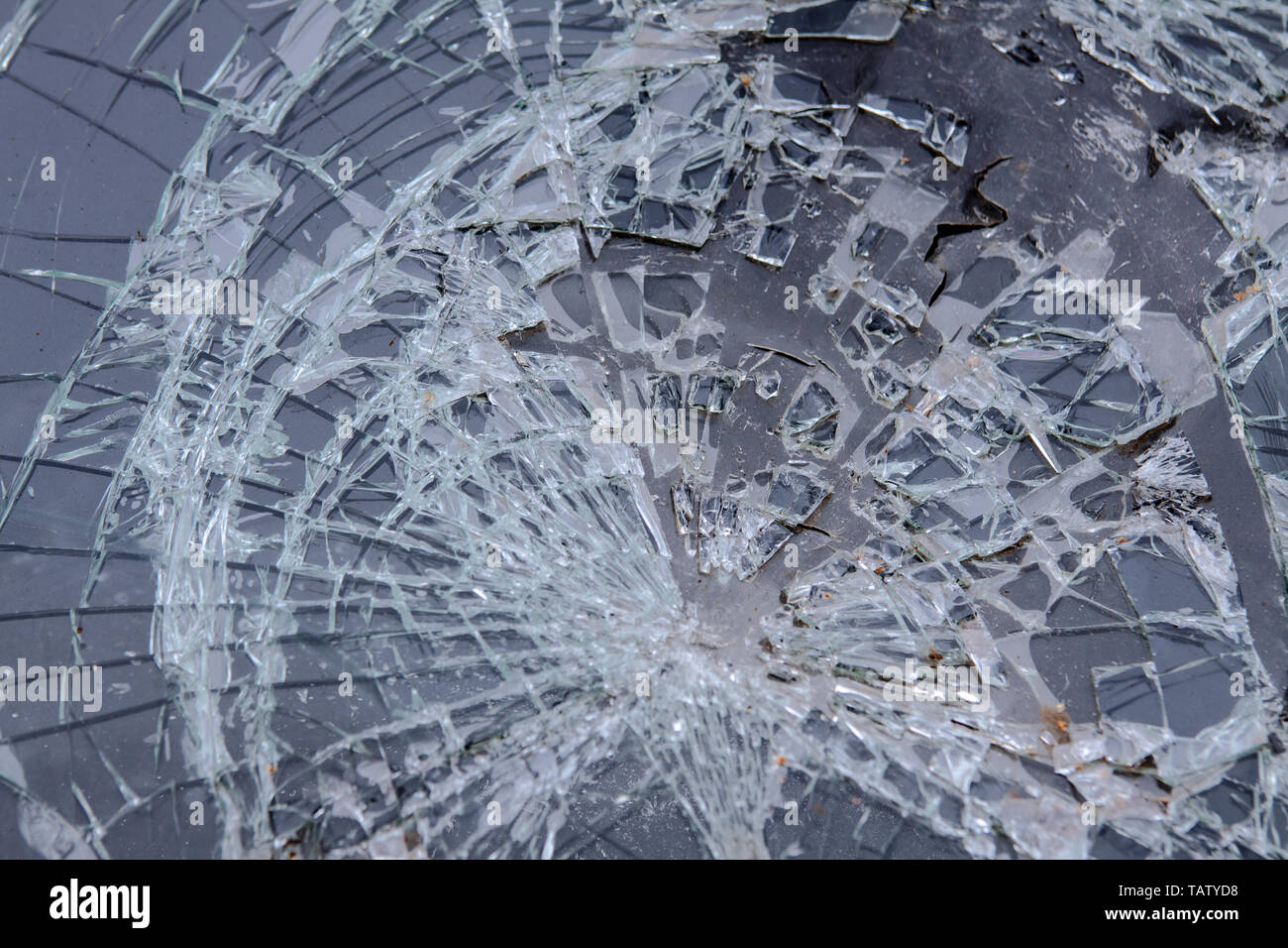 Broken Windshield after car crash Stock Photo - Alamy