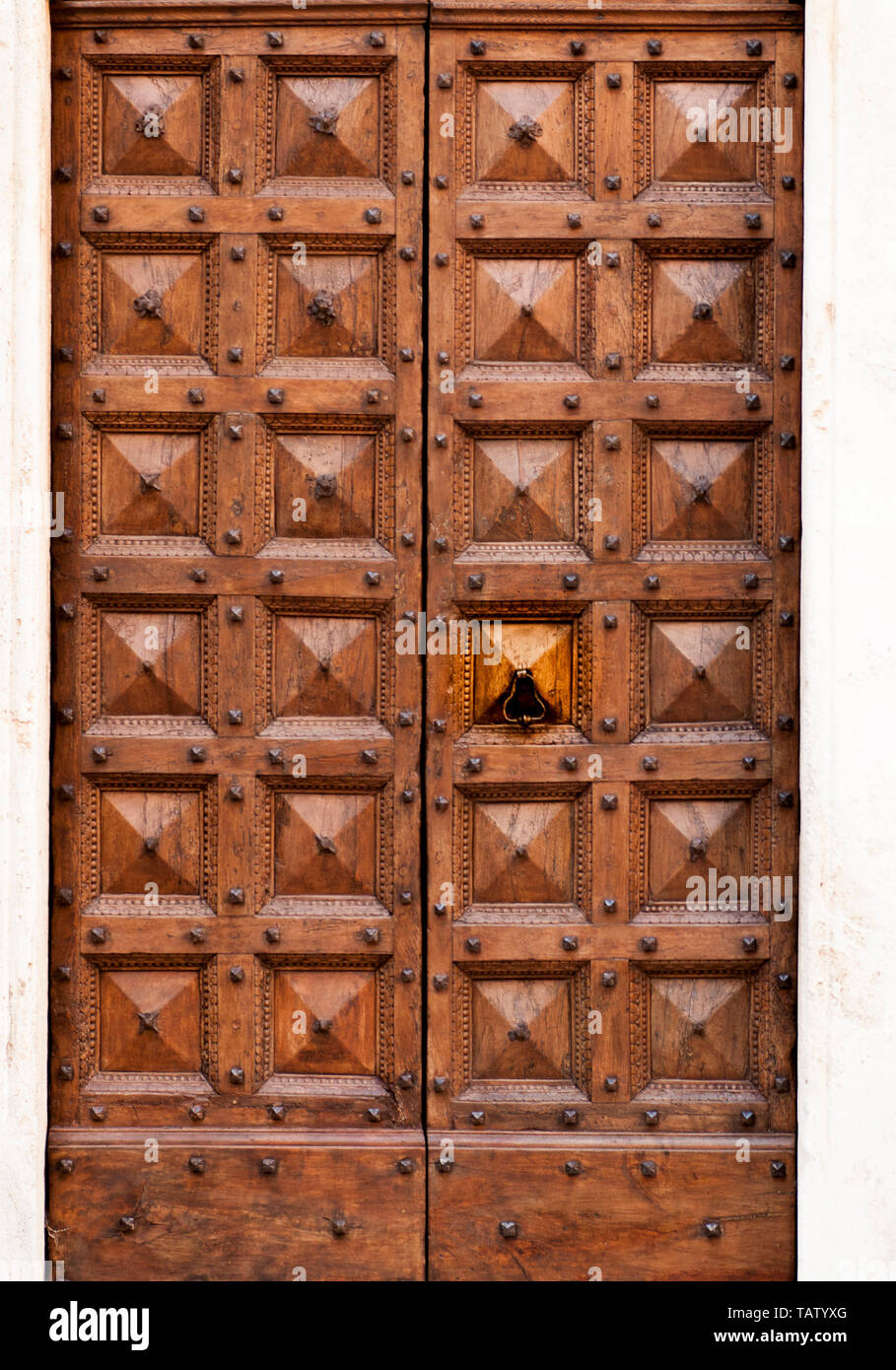 Twisted slats hi-res stock photography and images - Alamy