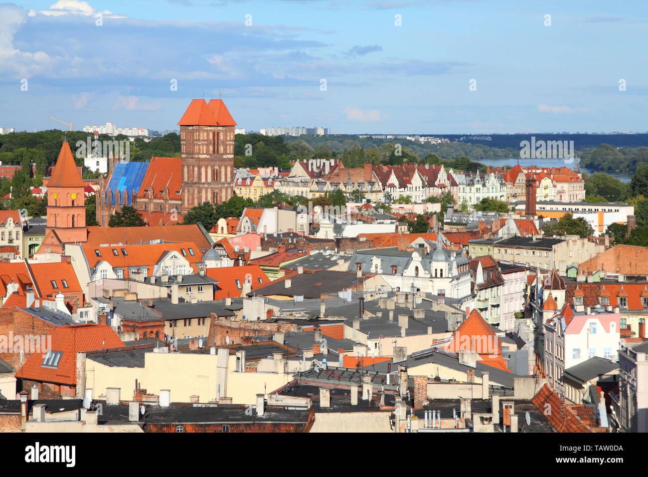 Torun old town city hall medieval architecture hi-res stock photography ...
