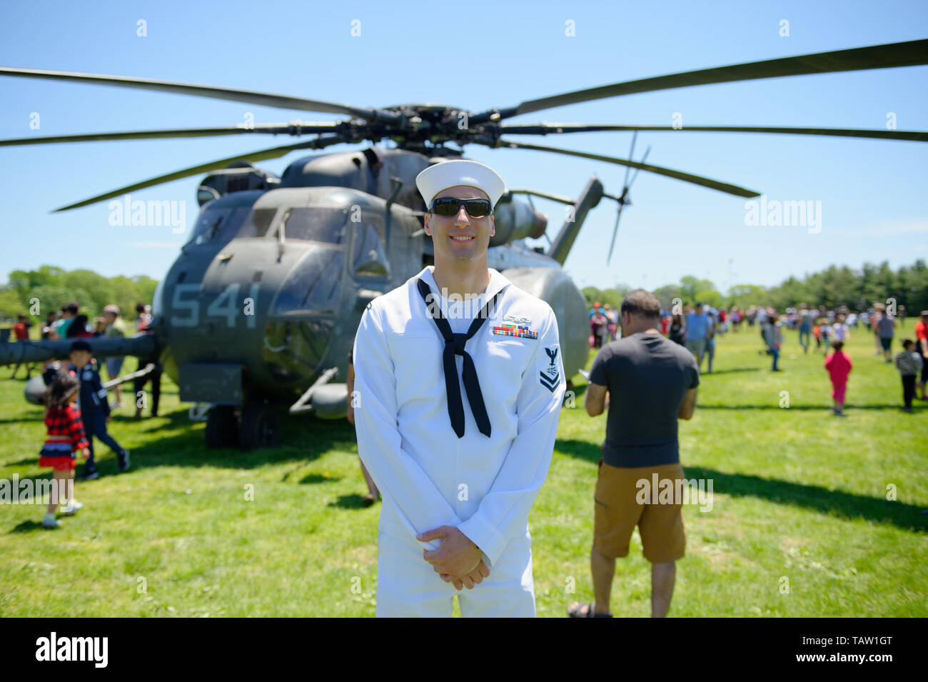 Navy operational support center nosc hi-res stock photography and ...