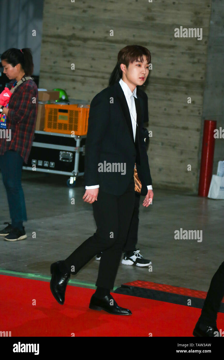 Kim tae jun hi-res stock photography and images - Alamy