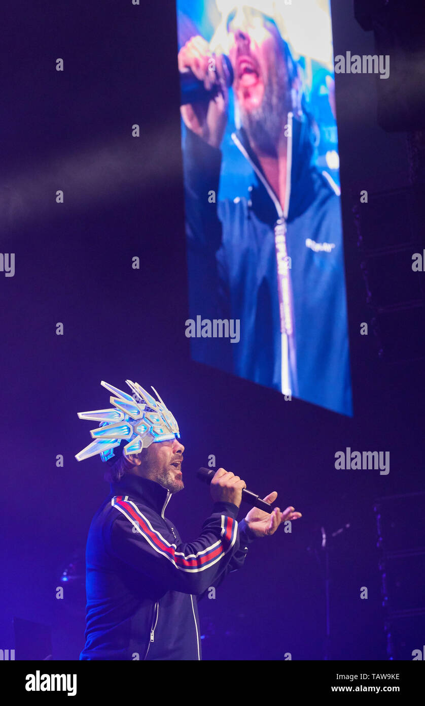 Jay kay singer hi-res stock photography and images - Alamy