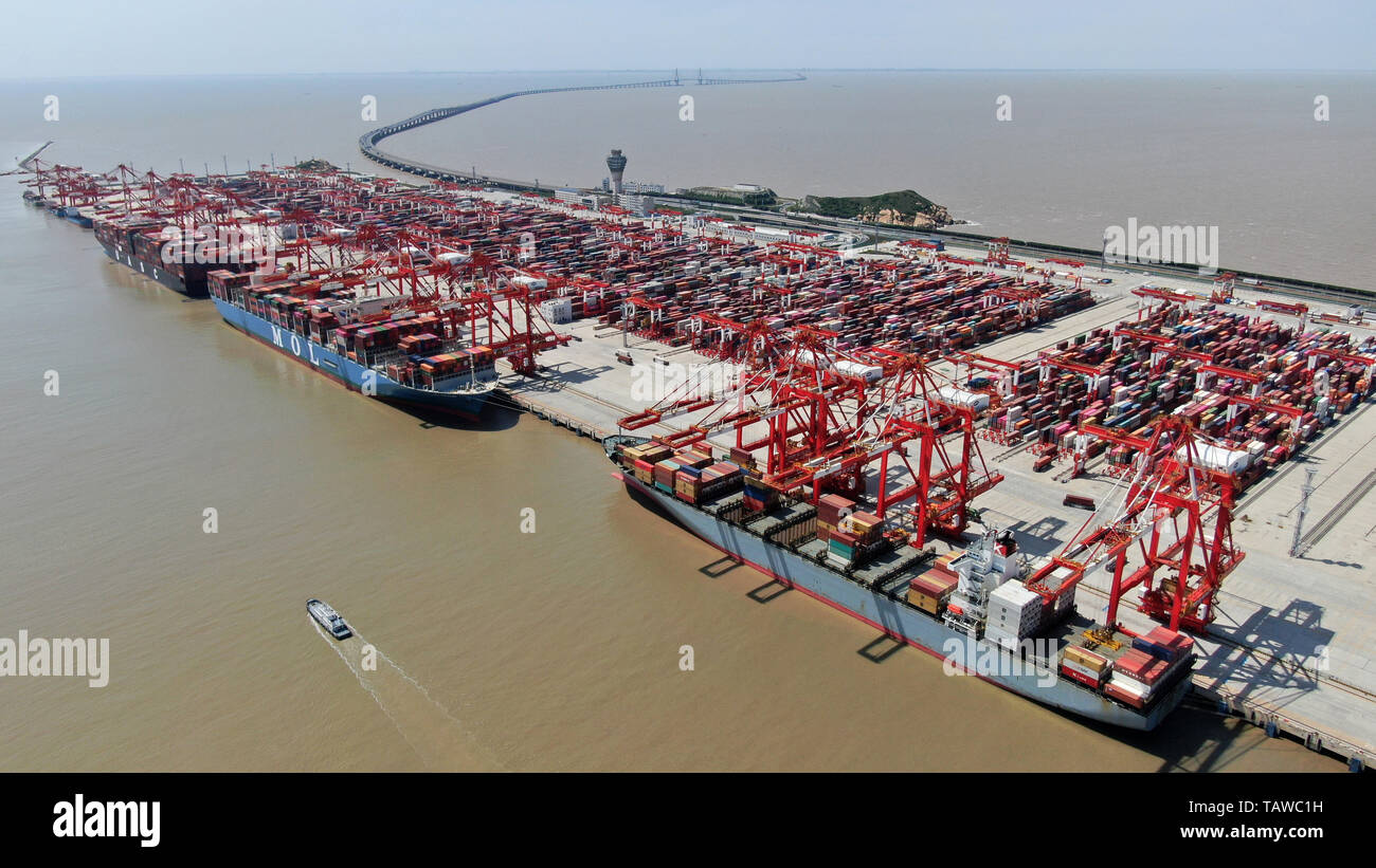 Shanghai, Shanghai, China. 29th May, 2019. Shanghai, CHINA-The Yangshan ...