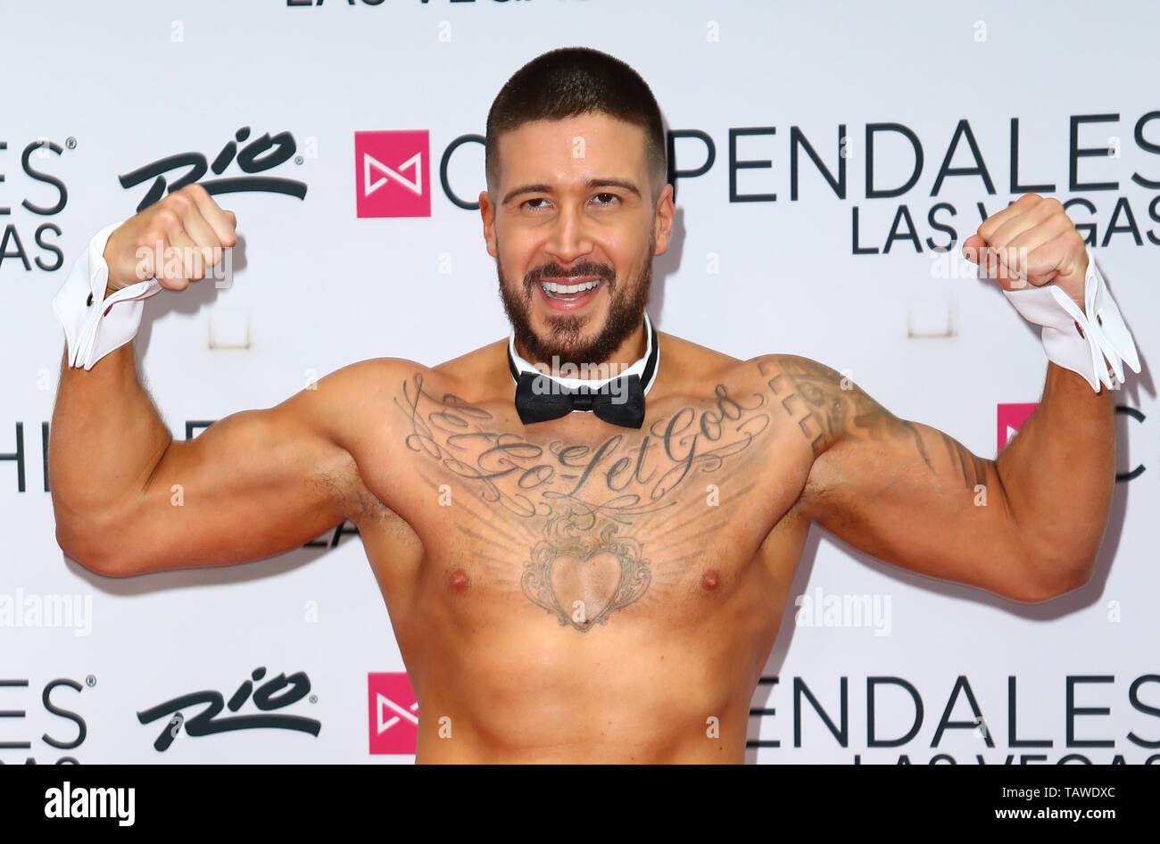 'Jersey Shore' star Vinny Guadagnino makes his debut as Chippendales ...