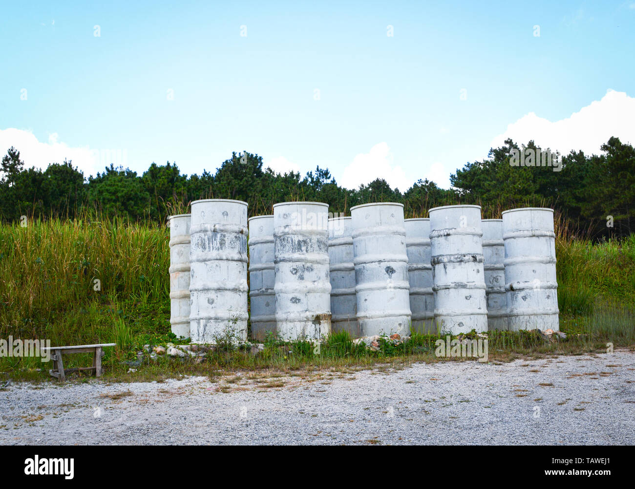 Cement water tank hi-res stock photography and images - Alamy