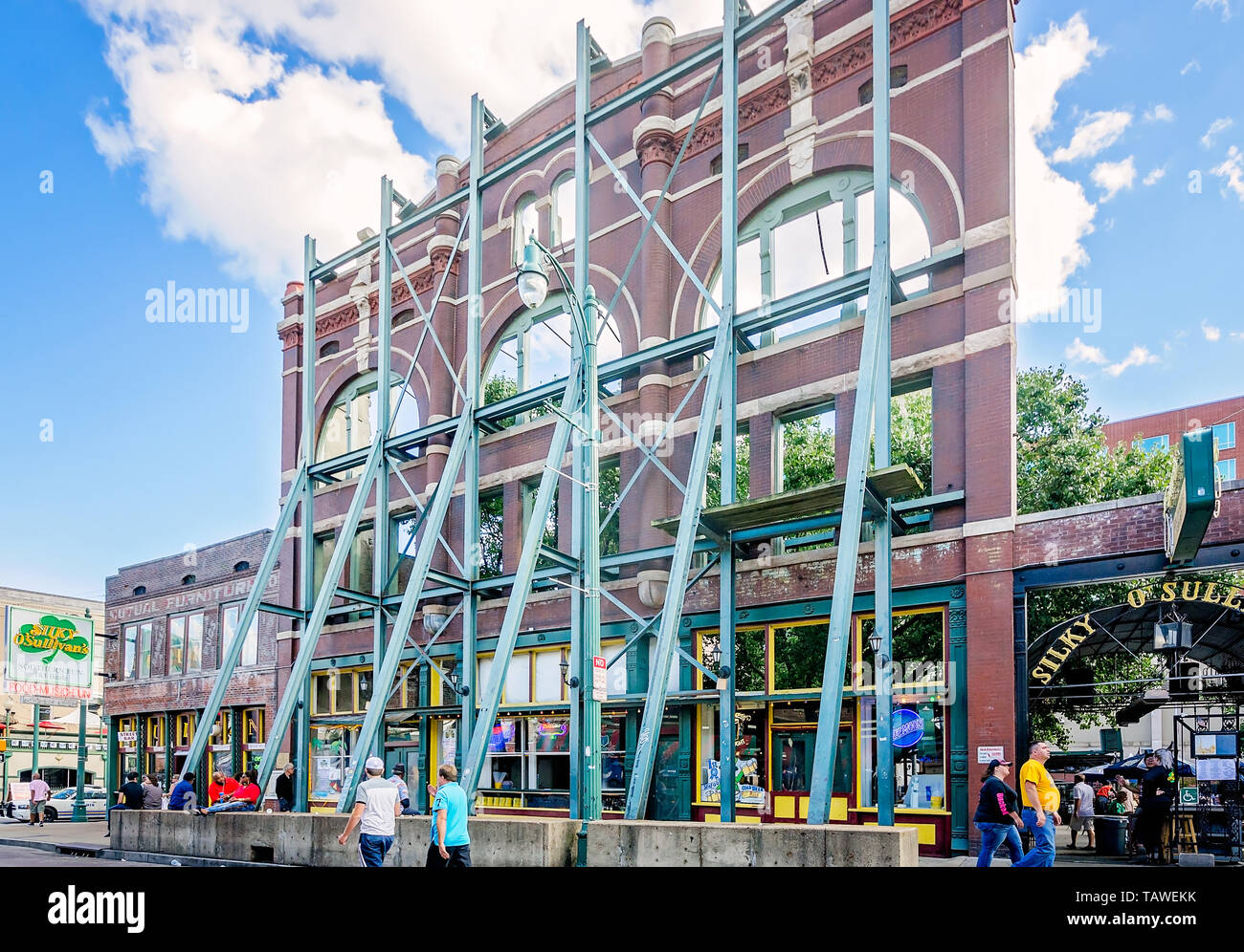 Steel beams girders hi-res stock photography and images - Alamy