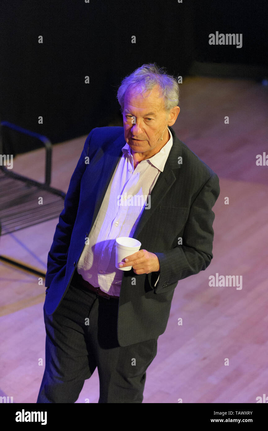 Simon schama writer hi-res stock photography and images - Alamy