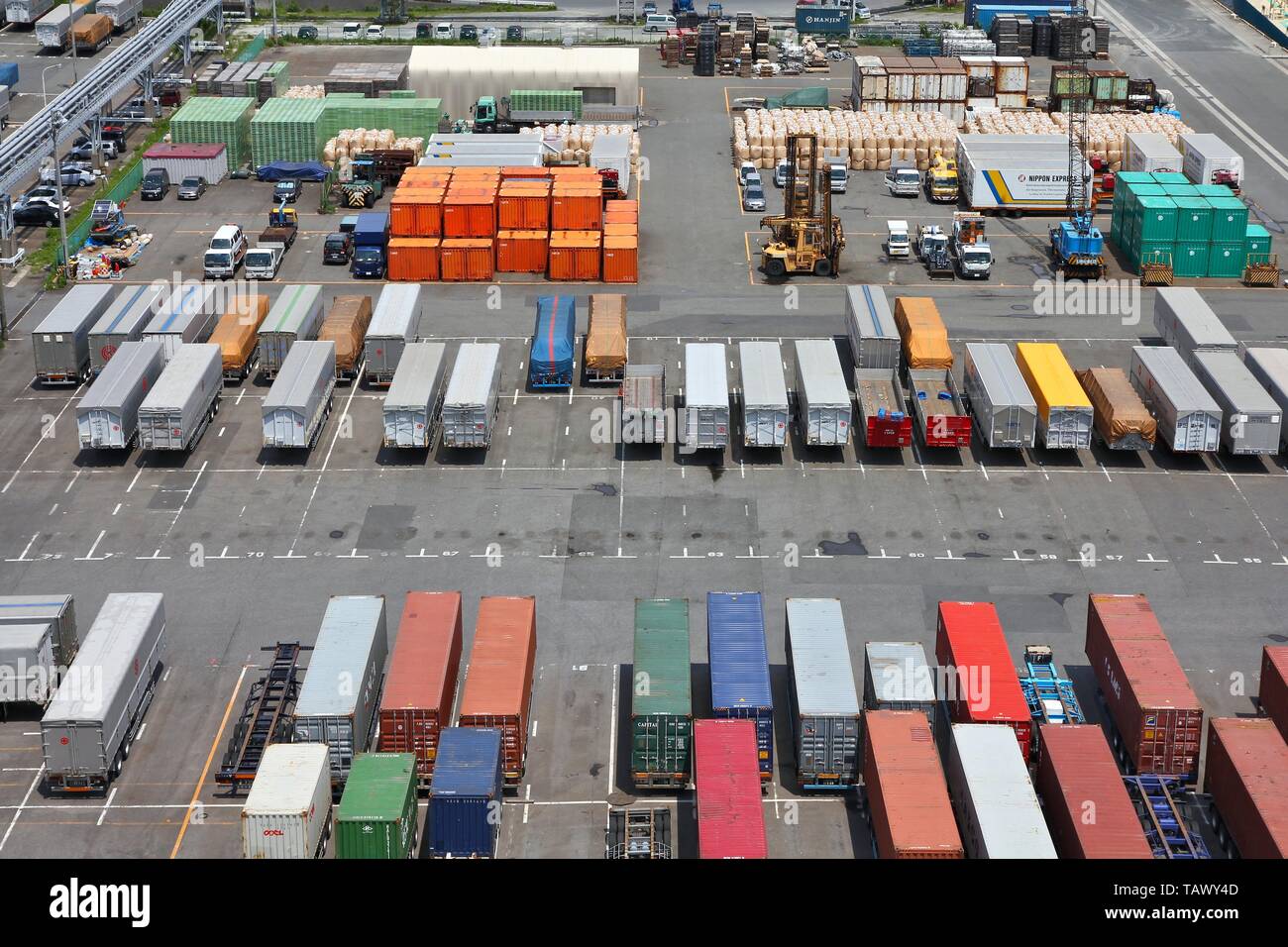 TOKYO, JAPAN - MAY 11, 2012: Containers in Port of Tokyo in Tokyo. Port ...