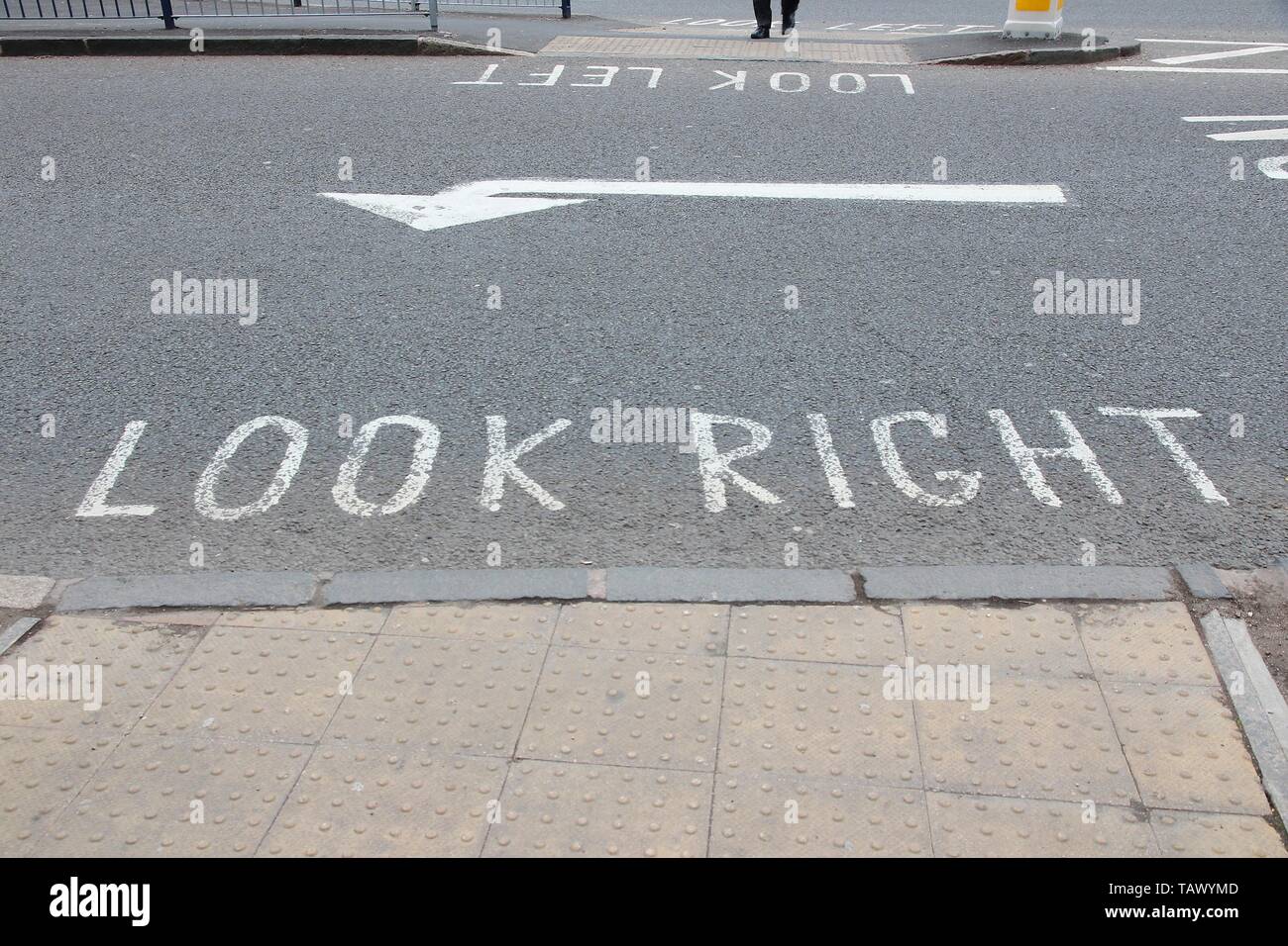 Look right, look left - pedestrian crossing warning signs in Birmingham ...