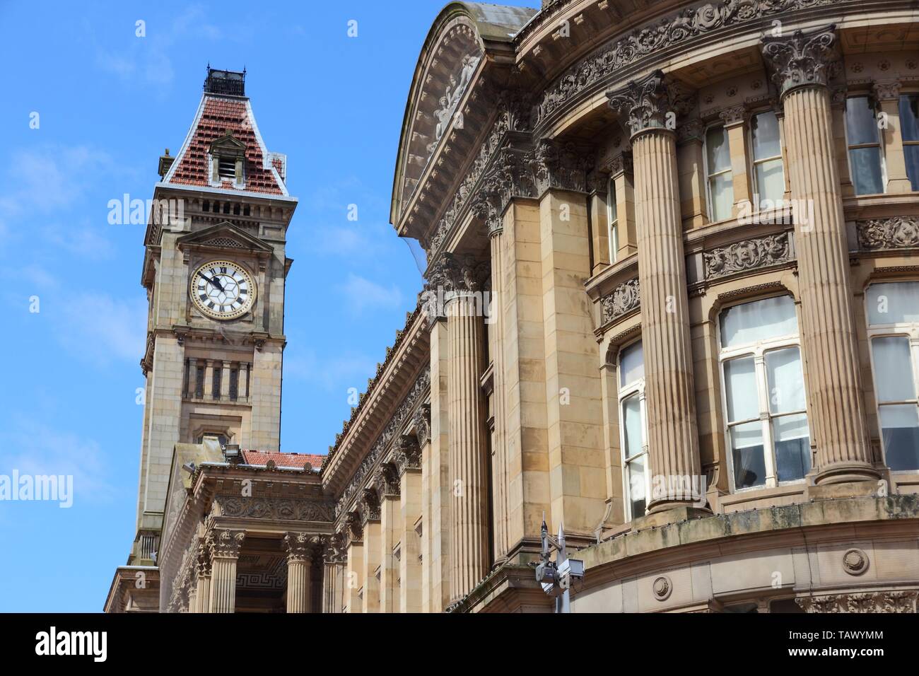 Birmingham - Museum and Art Gallery with famous Big Brum clock tower ...