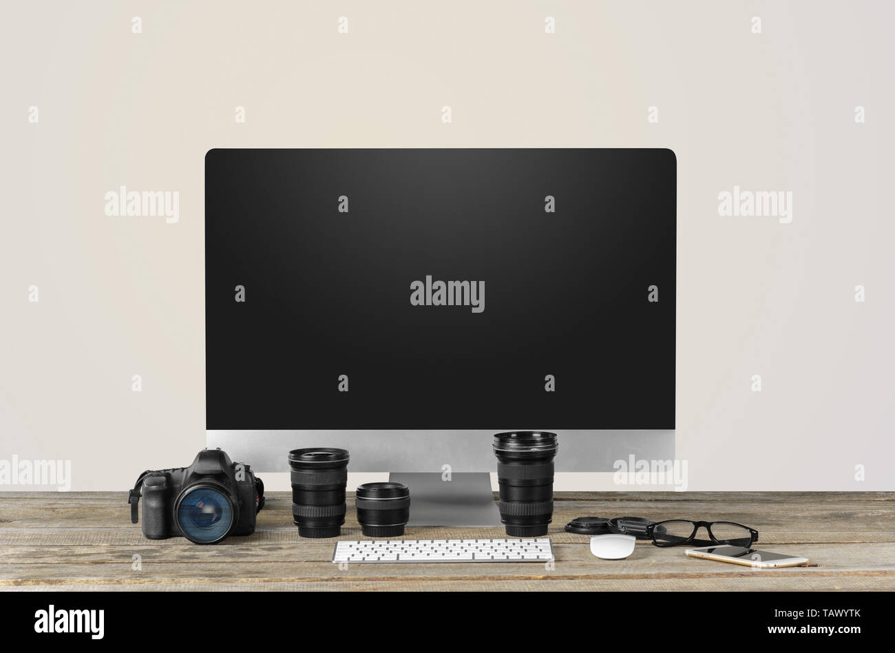 Photographer work station hi-res stock photography and images - Alamy